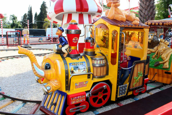 Parc d'attractions - AntibesLand I plus de 30 Attractions I Antibes